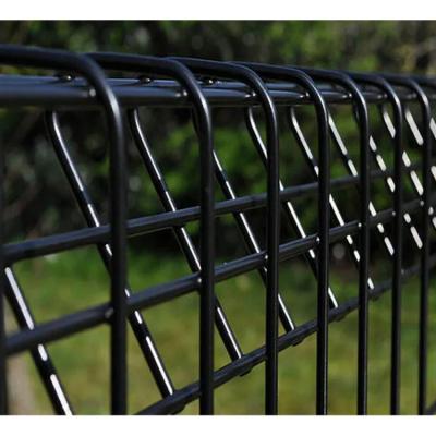 China Galvanized Welded 3D Curved Wire Mesh Fence 630-2430mm Height with 4-5mm Wire Diameter for sale