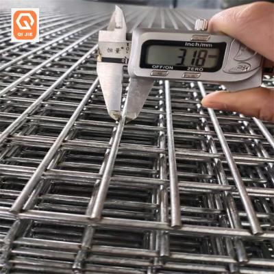 China 1/4 Inch Stainless Steel Welded Wire Mesh - 6.4mm Grid with 22-24 Gauge Options for Industrial Applications for sale