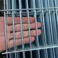 China 6ft Zinc Coated Stainless Steel 4x6 Rectangle Square Welded Wire Mesh Roll Fence Panel for sale