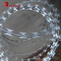 China Direct Manufacturer Galvanized Razor Barbed Wire/Concertina Blade Fencing Security Wire Roll for sale