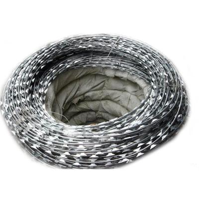 China Galvanized Stainless Steel BTO22 BTO-25 28 30 CBT 45 60 65 Single Cross Concertina Barbed Razor Wire Electric Fence Mesh for sale