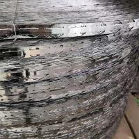 China Galvanized BTO22 BTO-25 28 30 CBT 45 60 65 Single Loop Cross Concertina Razor Mesh Fence for sale