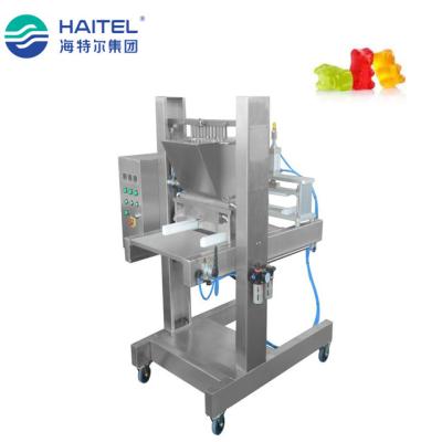 China 30 - 50kg/H Automatic Candy Making Machine Gummy Jelly Depositing For Lab for sale