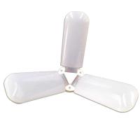 China AC 85-265V LED Three Leaf Lamp , Ultraportable Fan Blade LED Light for sale