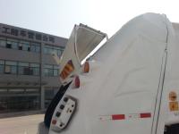 China Garbage Compactor Truck, self dumping Rear loader garbage trucks, XZJ516lZYSA4 Rear loading detachable container for sale