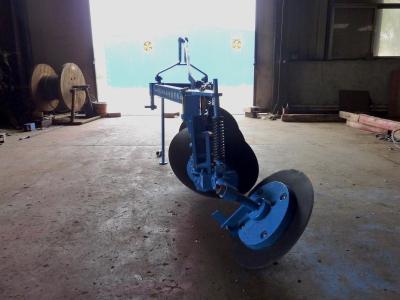 China Drive Heavy-Duty Agricultural Disc Plough , Tractor Disc Harrow 1LY(T)-525 for sale
