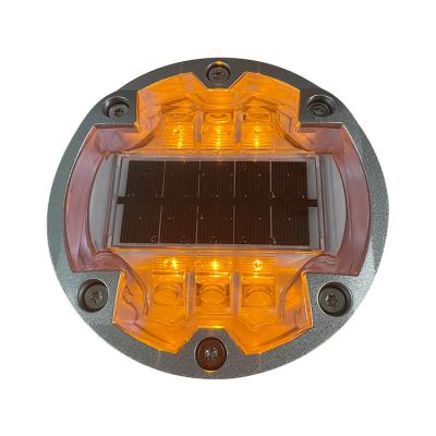 China Aluminum case Solar LED Road Markers Yellow Driveway Solar Road Stud Light for sale