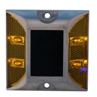 China RoHS High Brightness 800 Meters Solar Powered Road Studs For Warning for sale