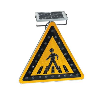 China Triangle Traffic Solar Led Sign Aluminum Monocrystalline 11.1V for sale