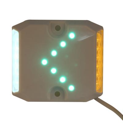 China IP68 Tricolor Reflective Road Studs 5000mcd Plastic Wired Monocrystalline for sale