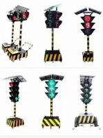China Mobile IP68 Solar Traffic Light 8000mcd Poly carbonate For Road Safety for sale
