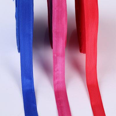 China UV Resistant Industrial Webbing in Red for Optimal Performance and Durability for sale