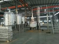 China 500-1000L Alcohol Whisky Distillery Equipment With Semi-Automatic Control System for sale