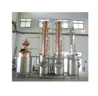 China 2000L Distillery Equipment For Vodka And Whisky Distillation In Food Beverage Shops for sale