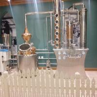 China Stainless Steel 1000L Ethanol Distillation Equipment For Production for sale