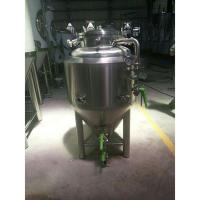 China Stainless Steel Industrial Beer Brewing Systems with Adjustable Voltage and Full Set for sale
