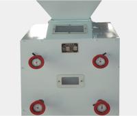 China GHO Professional Carbon Steel Electric Double Roller Malt Grinder for Brewery 500 KG for sale