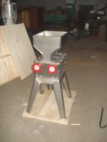 China 50-150kg/h Capacity Malt Mill Machine Made of Stainless Steel for and Performance for sale