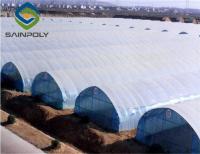 China 275g/m2 100m Plastic Gutter Single Span Greenhouse for sale