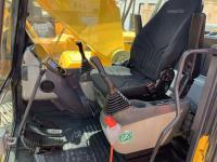 China 6.7L Displacement 134kw Komatsu PC220-8 22T Second Hand Diggers for sale