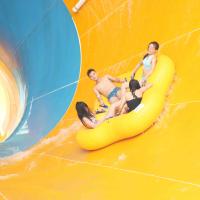 China Thrilling Commercial Fiberglass Water Slides Maximum Speed Of 12m / S for sale