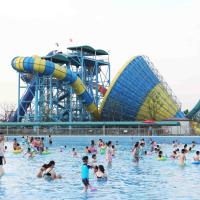 China Tornado Large Fiberglass Water Slides , 720 Riders Per Hour Capacity of Water Park for sale