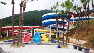 China Adult Custom Water Slides , Galvanized carbon steel Water park equipment for sale