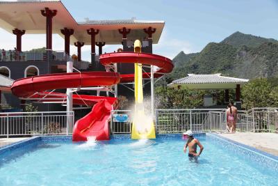 China General Water Park Item Custom Water Slides High Speed With 120 Riders / H Capacity for sale