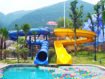 China Customized Children Water Slides Amusement Park Games With Galvanized Steel Support for sale