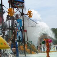 China Fiberglass Aqua Playground Equipment Big Water House For Family Fun Custom for sale