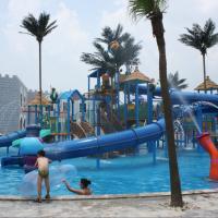 China Gaint Water House Aqua Playground Platform With Water Slide For Family Fun for sale