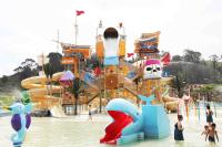 China Steel Structure Parks With Water Playgrounds Open And Close Spiral Water Slides for sale