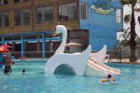 China Customized Fiberglass Small Water Pool Slides Designed For Water Park Games for sale