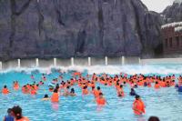 China Outdoor Fiberglass Water Park Wave Pool Wave Machine For Family Entertainment for sale