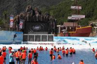 China Customized Water park Wave Machine For Family Fun in Aqua Park for sale