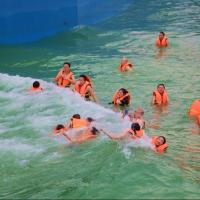 China Biggest Outdoor Water Park Wave Pool Construction Strong Power With Stainless Steel Filter for sale