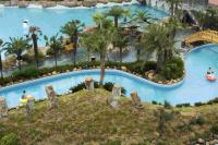 China Fiberglass (FRP) Lazy River with 1.0m Water Depth and Hot-dip Galvanized Steel Support Structure for Water Parks for sale