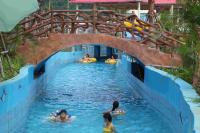 China Swimming Pool Equipment Water Park Lazy River For Children / Family Fun Amusement Park for sale
