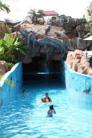 China Holiday Resorts Water Park Lazy River Outside Playground Equipment for Aqua Park for sale