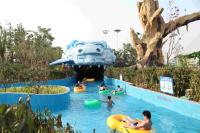 China Customized Large Water Park Lazy River Water Park Amusement / Fiberglass Slides for sale