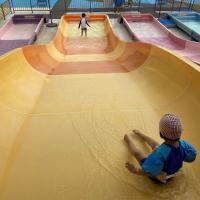 China Manufacture of Special Equipment Fiberglass Kids Water Slides Outdoor Pool Slide For Children for sale