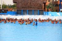 China Artifical Big Surfing Tsunami Ocean Water Wave Pool with Waves Park Vacuum 3 meters high for sale
