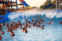 China Artifical Big Surfing Tsunami Ocean Water Wave Pool with Waves Park Vacuum 3 meters high for sale
