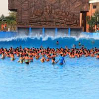China Waterfun Big Surfing Tsunami Ocean Water Wave Pool with Waves Park Vacuum 3 meters high for sale
