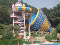 China Fiberglass Custom Water Slides with 720 Riders Per Hour Capacity and 14.6m Platform Height for Water Parks for sale