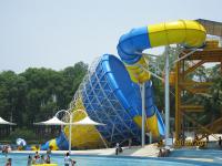 China Custom Tornado Water Slides with Fiberglass Material, 14.6m Platform Height, and 720 Riders per Hour Capacity for sale
