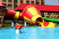 China Compact Footprint Small Tornado Water Slide with Double Raft and UV-Resistant Gelcoat for Family Fun for sale