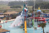 China Super Water Play Structure with Hand-laid Fiberglass Flume and Hot-dip Galvanized Steel Structure for Turnkey Support for sale