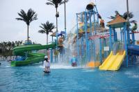 China Medium Water Play Structure with Hand-laid Fiberglass Flume and Hot-dip Galvanized Steel Structure for Water Park Equipment with Turnkey Support for sale