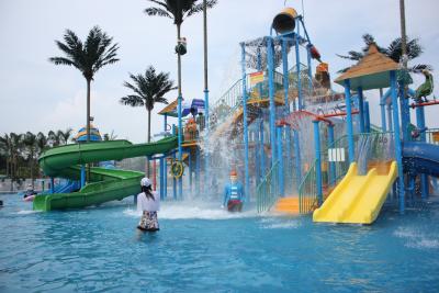 China Medium Water Play Structure with Hand-laid Fiberglass Flume and Hot-dip Galvanized Steel Structure for Water Park Equipment with Turnkey Support for sale